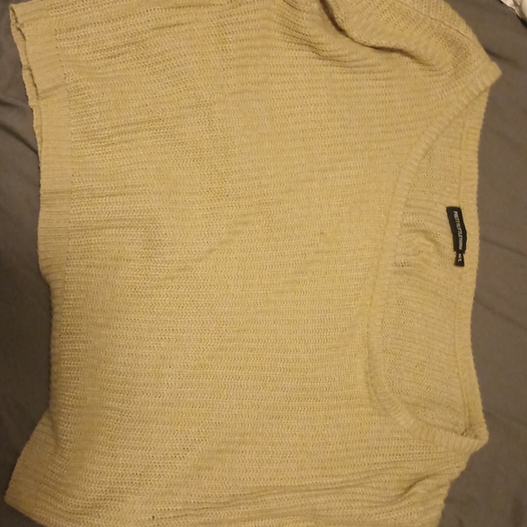 PrettyLittleThing | Sweaters | Plt Tan Crop Sweater | Poshmark